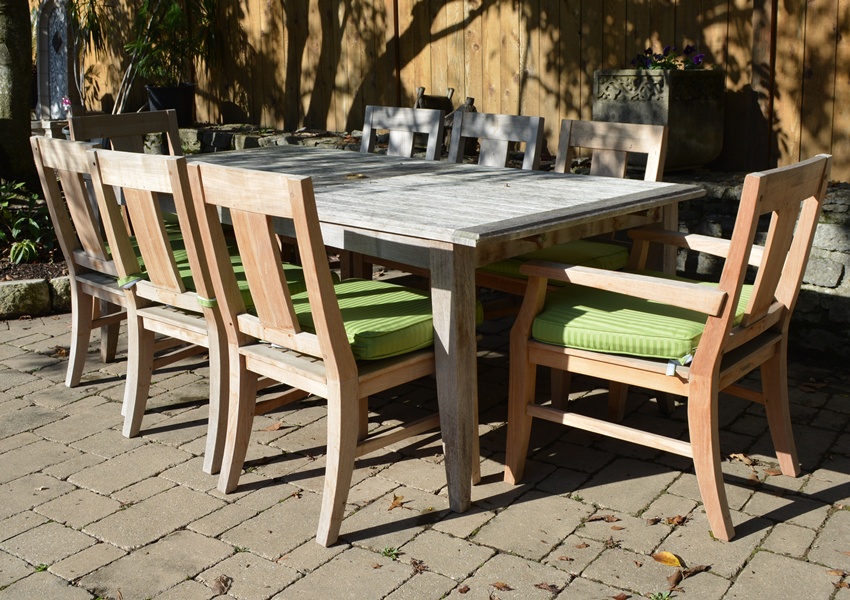 Frontgate Melbourne Teak Dining Table and Eight Teak Chairs | EBTH